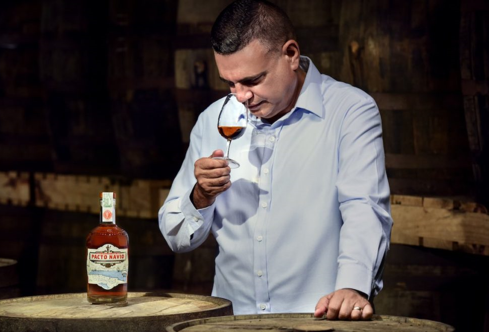 Kubánský rum ze sudu po sauternském dezertním víně | Pernod Ricard ...